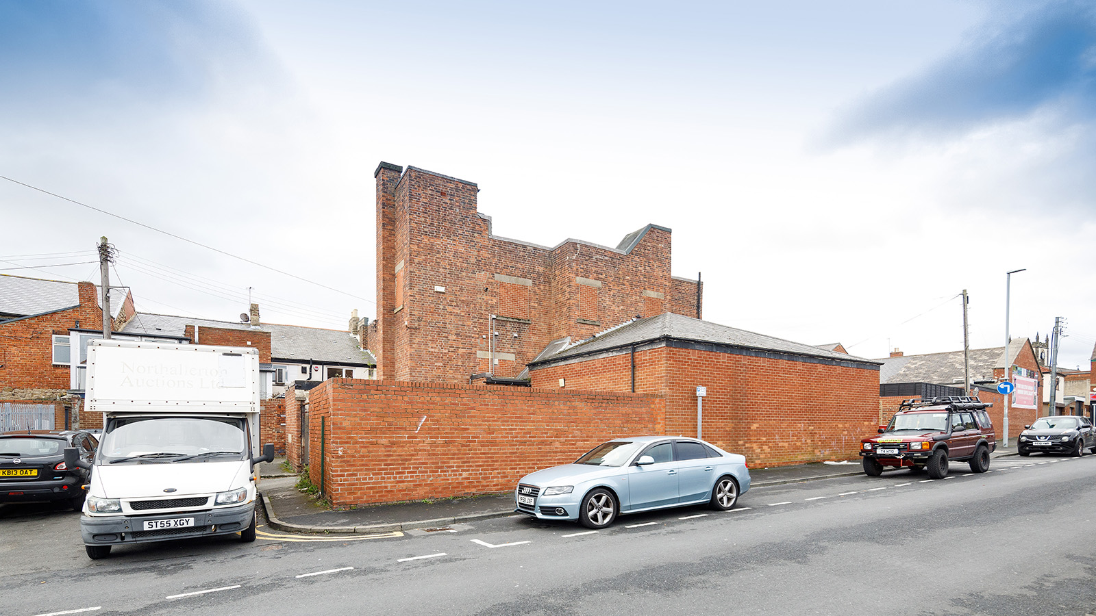 Property Auctions 03/Nov/2022 | 46/47 Church Street, Seaham, County ...