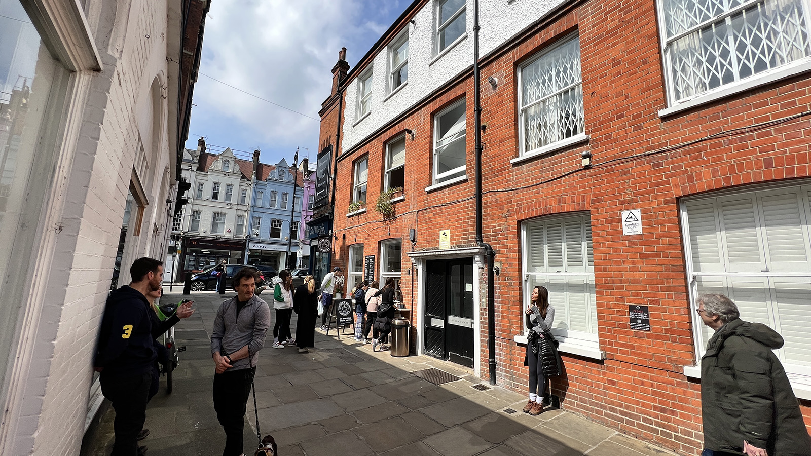 Property Auctions 18/May/2023 | Ginger & White, 1 Village Mount ...