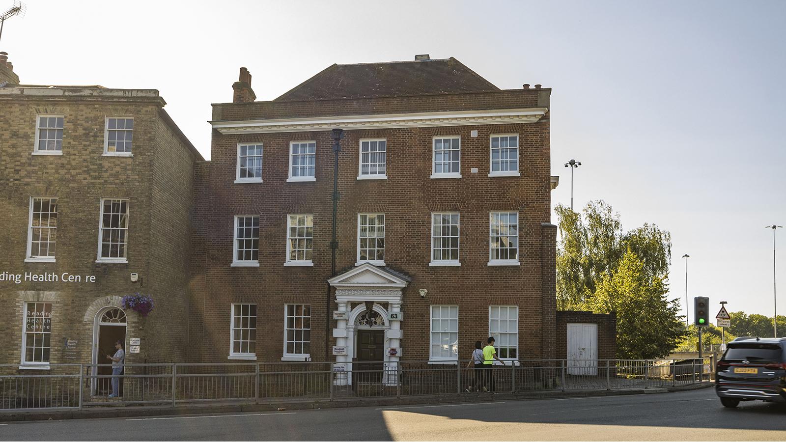 Property Auctions 25/Sep/2024 | Holybrook House, 63 Castle Street ...