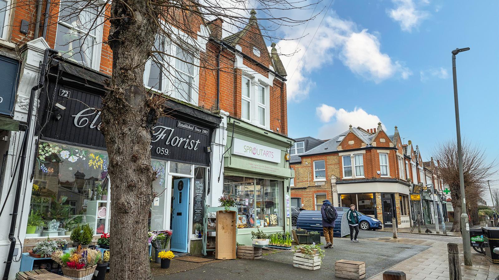 Property Auctions 12/Feb/2026 | 74 Moyser Road, Streatham, London, SW16 ...