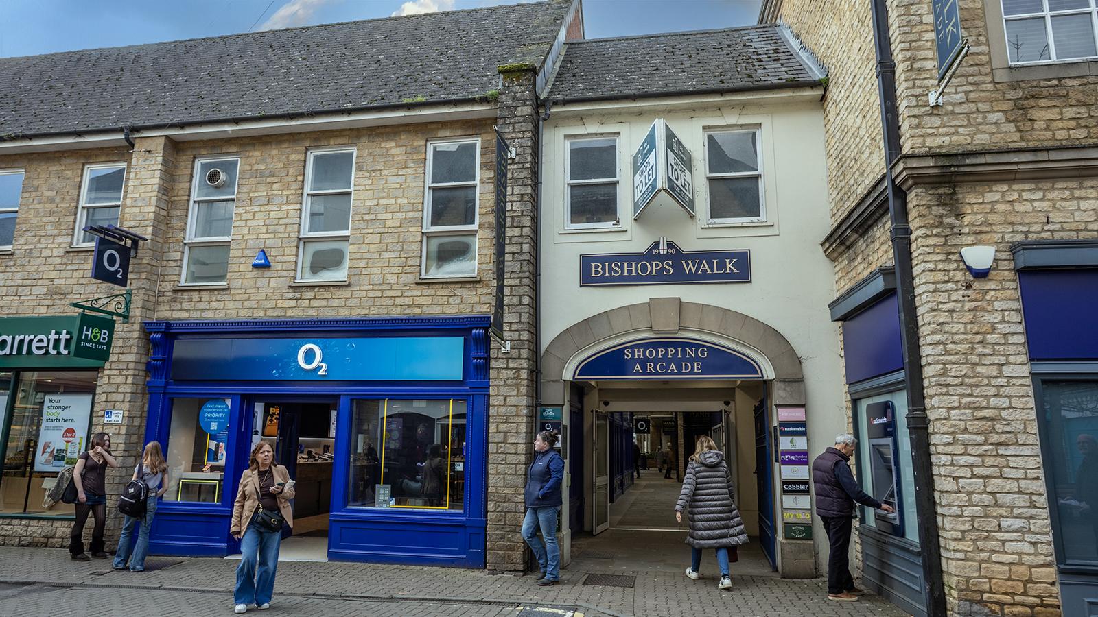 Property Auctions 26/Mar/2026 | Bishops Walk Shopping Centre, Cricklade ...