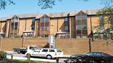 Property Auctions 27/May/2010 | Unit 3, Buckingham Place, Bellfield ...