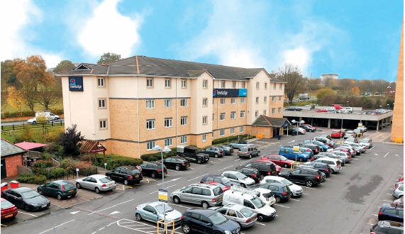 Property Auctions 08/Dec/2011 | Travelodge Hotel, Burnt Mill Retail ...