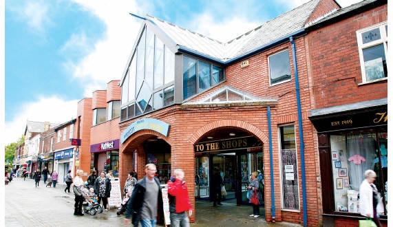 Property Auctions 09/Jul/2015 | Prescot Shopping Centre, Ecclestone ...