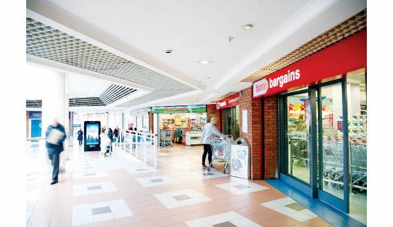 Property Auctions 09/Jul/2015 | Prescot Shopping Centre, Ecclestone ...