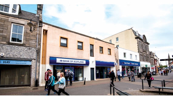 Property Auctions 25/May/2017 | Bank of Scotland, 58 / 60 High Street ...