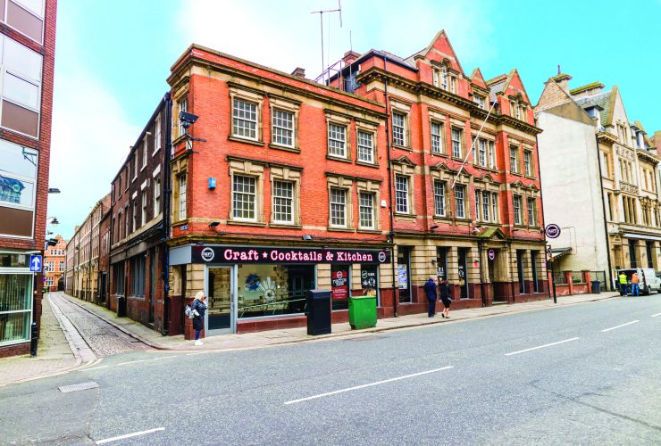 Property Auctions 24/May/2018 | 33 Lowgate, Hull, East Yorkshire, HU1 ...