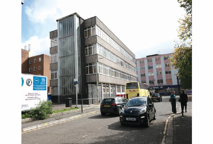 Property Auctions 18/Oct/2018 | Government Buildings, Castle Street ...