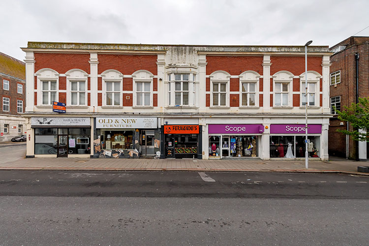 Property Auctions 21/May/2020 | Units 3 & 4 Connaught Buildings, Chapel ...